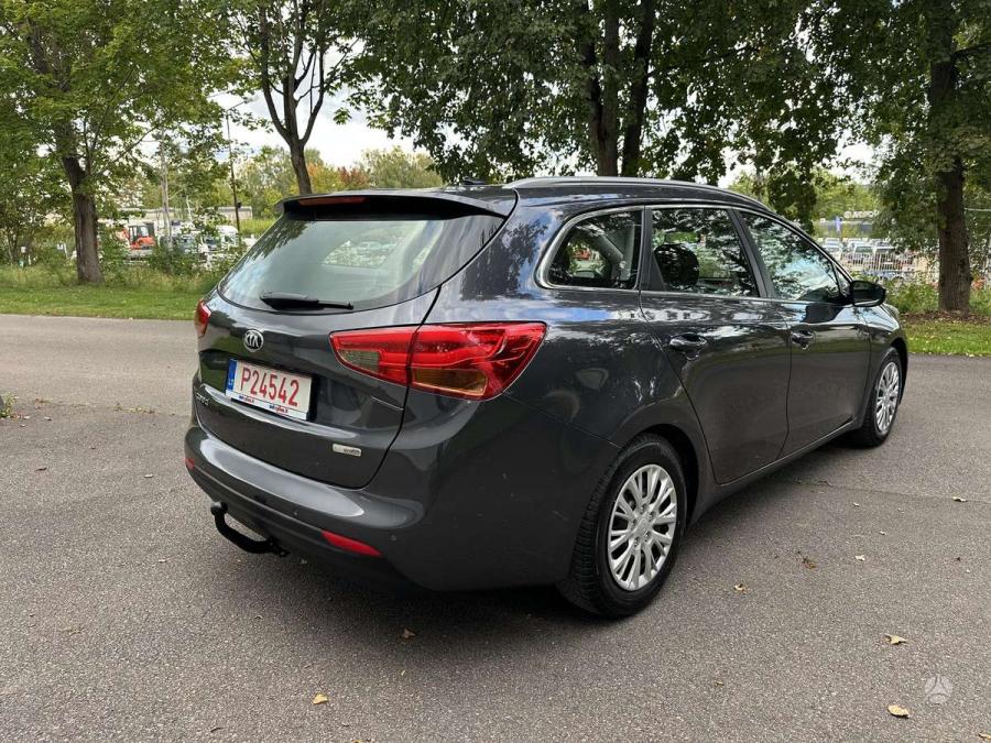 Kia Ceed 2014 in Alytus, with an engine capacity of 1.59 L and mileage of 277 thousand km for 4600 €, photo 6 on AUTOMOTO.COM.LV