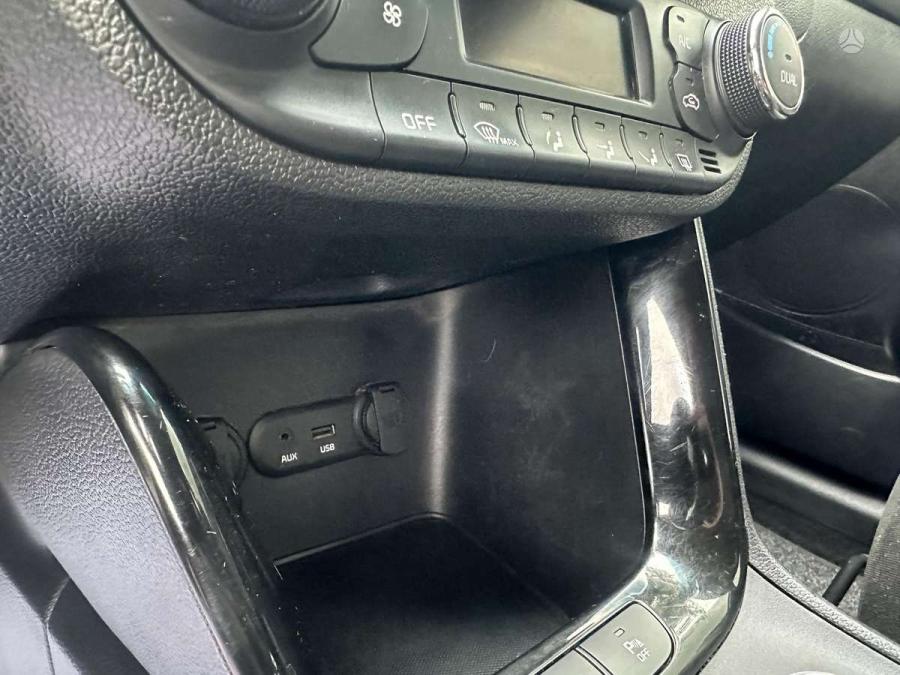 Kia Ceed 2014 in Alytus, with an engine capacity of 1.59 L and mileage of 277 thousand km for 4600 €, photo 16 on AUTOMOTO.COM.LV