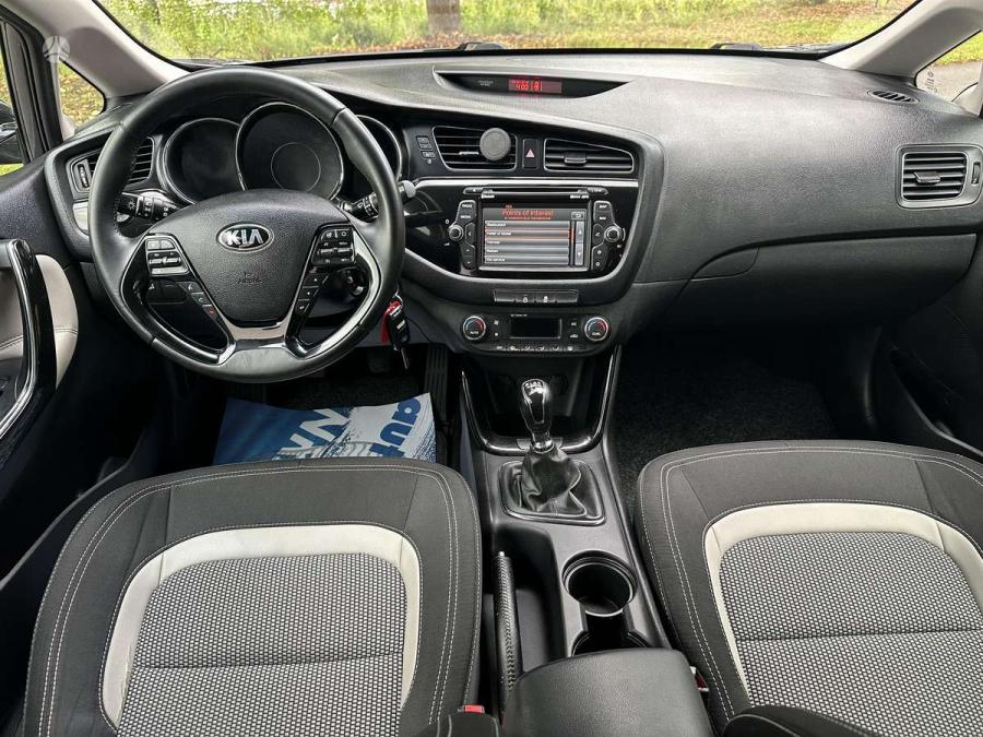 Kia Ceed 2014 in Alytus, with an engine capacity of 1.59 L and mileage of 277 thousand km for 4600 €, photo 18 on AUTOMOTO.COM.LV