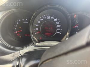 Kia Ceed 2015 Ogre, ar dzinēja tilpumu 1.60 L un nobraukumu 232 tūkst. km par 3500 €, foto 7 vietnē AUTOMOTO.COM.LV