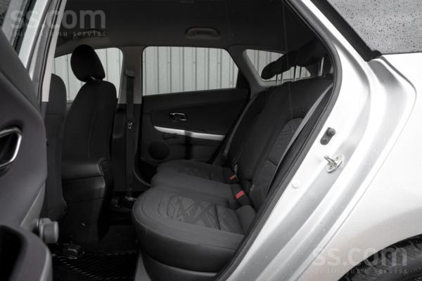 Kia Ceed 2017 in Talsi, with an engine capacity of 1.60 L and mileage of 215 thousand km for 5950 €, photo 10 on AUTOMOTO.COM.LV