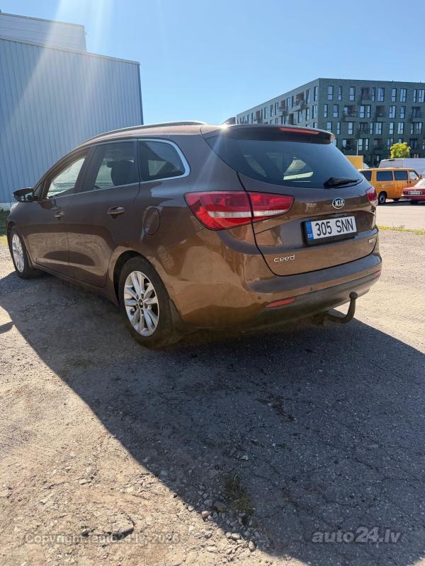 Kia Ceed 2017 in Tallinn, with an engine capacity of 1.60 L and mileage of 239 thousand km for 5500 €, photo 3 on AUTOMOTO.COM.LV