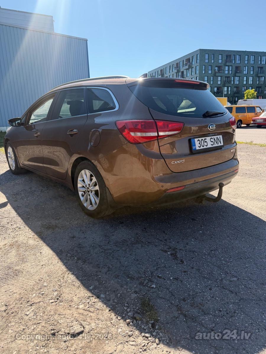 Kia Ceed 2017 in Tallinn, with an engine capacity of 1.60 L and mileage of 239 thousand km for 5500 €, photo 4 on AUTOMOTO.COM.LV