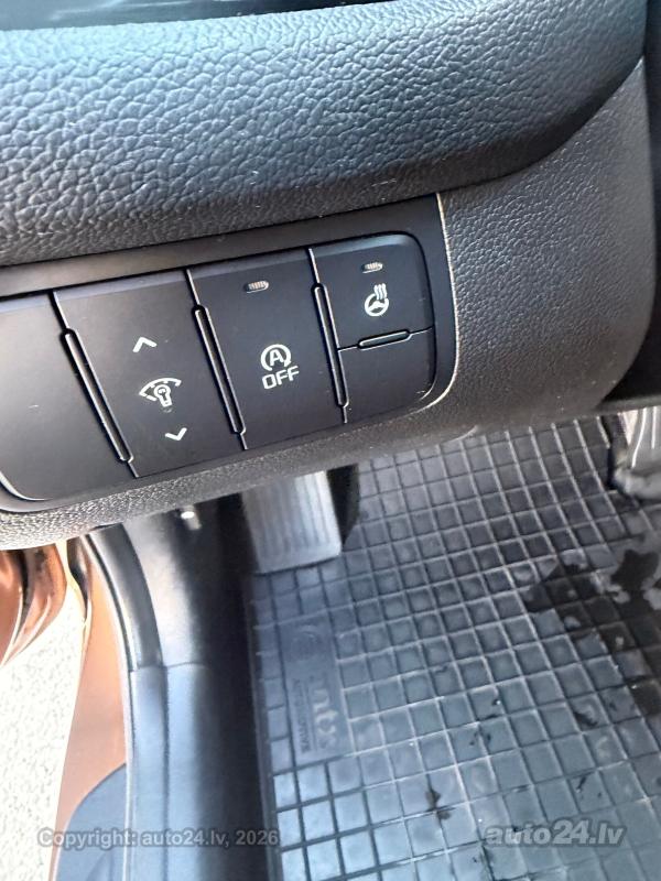Kia Ceed 2017 in Tallinn, with an engine capacity of 1.60 L and mileage of 239 thousand km for 5500 €, photo 7 on AUTOMOTO.COM.LV