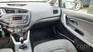 Kia Ceed 2017 Rīga, ar dzinēja tilpumu 1.60 L un nobraukumu 437 tūkst. km par 3500 €, foto 8 vietnē AUTOMOTO.COM.LV