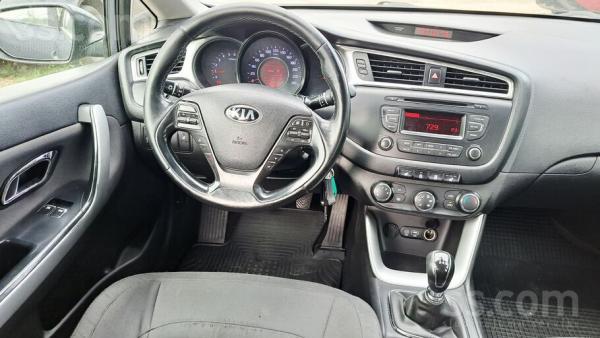 Киа Сид 2017 в Рига, объемом двигателя 1.60 л и пробегом 437 тыс. км за 3500 €, фото 9 на AUTOMOTO.COM.LV