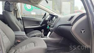 Kia Ceed 2017 Rīga, ar dzinēja tilpumu 1.60 L un nobraukumu 437 tūkst. km par 3500 €, foto 11 vietnē AUTOMOTO.COM.LV