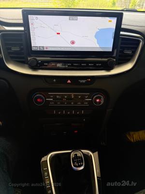 Kia Ceed 2022 in Tallinn, with an engine capacity of 1.50 L and mileage of 35 thousand km for 10999 €, photo 12 on AUTOMOTO.COM.LV