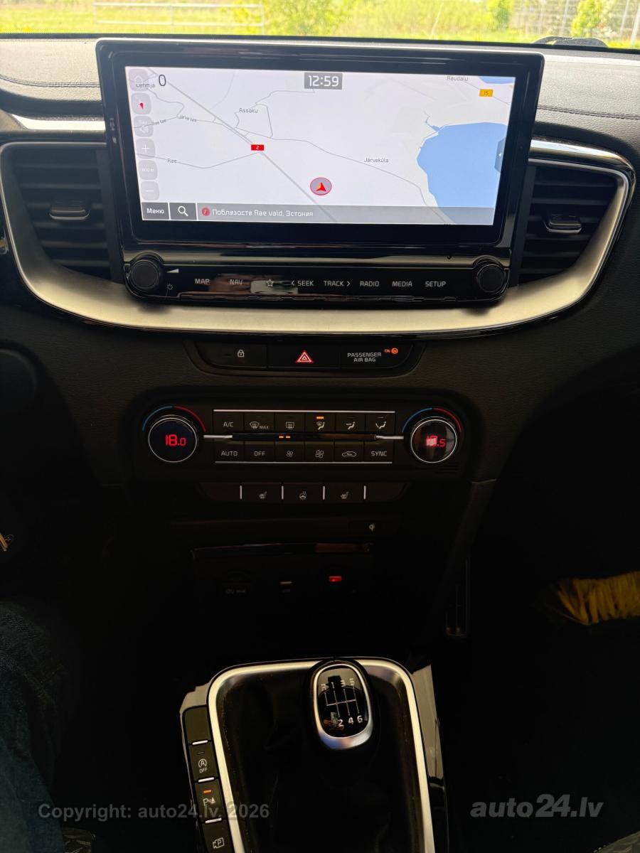 Kia Ceed 2022 in Tallinn, with an engine capacity of 1.50 L and mileage of 35 thousand km for 10999 €, photo 12 on AUTOMOTO.COM.LV