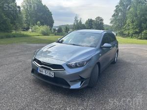 Kia Ceed 2022 in Riga, with an engine capacity of 1.50 L and mileage of 83 thousand km for 16900 €, photo  on AUTOMOTO.COM.LV