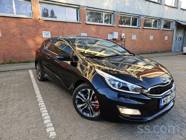 Violet Kia Ceed 2014 in Riga, with an engine capacity of 1.60 L and mileage of 220 thousand km for 5500 €, photo 1 on AUTOMOTO.COM.LV