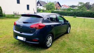 Violet Kia Ceed 2014 in Kaunas, with an engine capacity of 1.60 L and mileage of 291 thousand km for 5100 €, photo 6 on AUTOMOTO.COM.LV