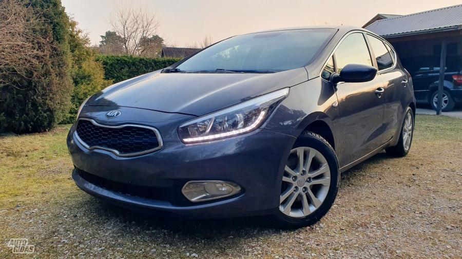 Violet Kia Ceed 2014 in Kaunas, with an engine capacity of 1.60 L and mileage of 291 thousand km for 5100 €, photo 10 on AUTOMOTO.COM.LV