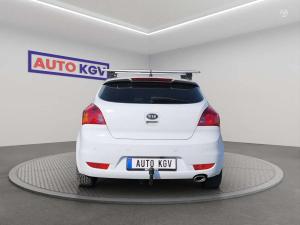 White Kia Ceed 2012 in Vilnius, with an engine capacity of 1.60 L and mileage of 189 thousand km for 3999 €, photo 5 on AUTOMOTO.COM.LV