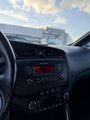 Balts Kia Ceed 2015 Viļņa, ar dzinēja tilpumu 1.59 L un nobraukumu 190 tūkst. km par 6100 €, foto 12 vietnē AUTOMOTO.COM.LV