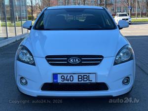 White Kia Ceed 2008 in Narva, with an engine capacity of 1.60 L and mileage of 1710 thousand km for 1999 €, photo 8 on AUTOMOTO.COM.LV
