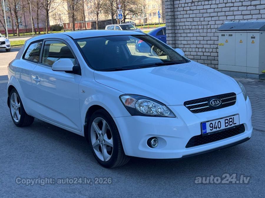White Kia Ceed 2008 in Narva, with an engine capacity of 1.60 L and mileage of 1710 thousand km for 1999 €, photo 17 on AUTOMOTO.COM.LV