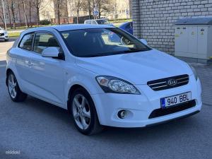 Balts Kia Ceed 2008 Narva, ar dzinēja tilpumu 1.60 L un nobraukumu 171 tūkst. km par 1999 €, foto 13 vietnē AUTOMOTO.COM.LV