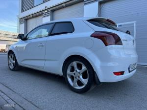 Balts Kia Ceed 2008 Narva, ar dzinēja tilpumu 1.60 L un nobraukumu 171 tūkst. km par 1999 €, foto 17 vietnē AUTOMOTO.COM.LV