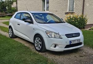 Balts Kia Ceed 2008 Utena, ar dzinēja tilpumu 1.60 L un nobraukumu 234 tūkst. km par 750 €, foto  vietnē AUTOMOTO.COM.LV