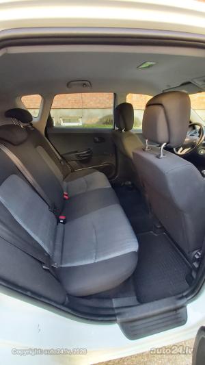 Balts Kia Ceed 2011 Tartu, ar dzinēja tilpumu 1.40 L un nobraukumu 180 tūkst. km par 2600 €, foto 4 vietnē AUTOMOTO.COM.LV