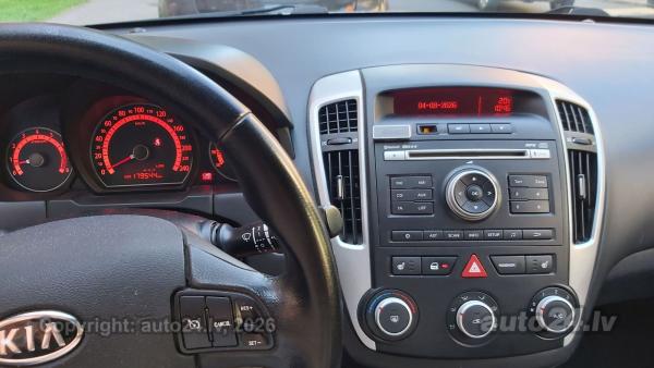 Balts Kia Ceed 2011 Tartu, ar dzinēja tilpumu 1.40 L un nobraukumu 180 tūkst. km par 2600 €, foto 6 vietnē AUTOMOTO.COM.LV