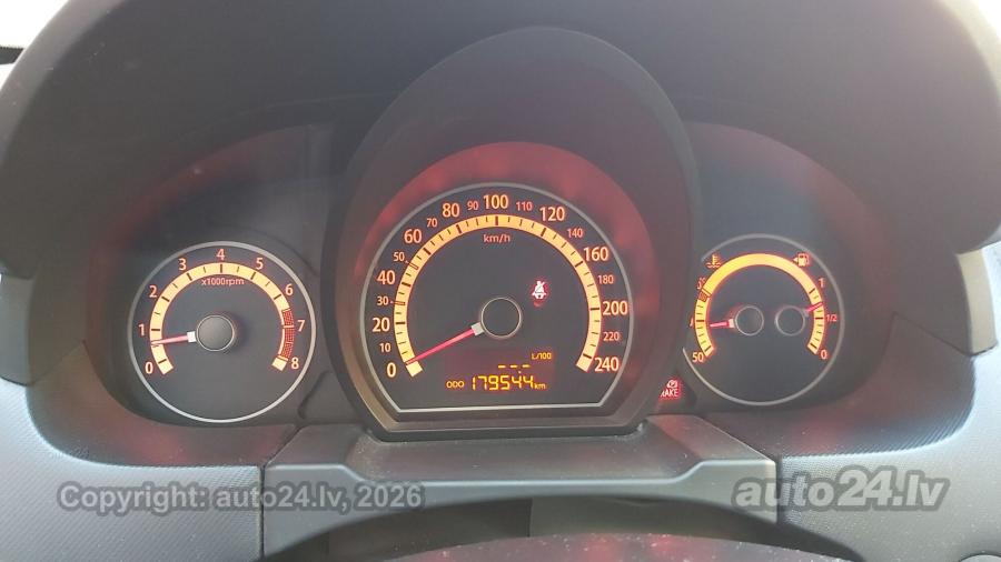 Balts Kia Ceed 2011 Tartu, ar dzinēja tilpumu 1.40 L un nobraukumu 180 tūkst. km par 2600 €, foto 8 vietnē AUTOMOTO.COM.LV