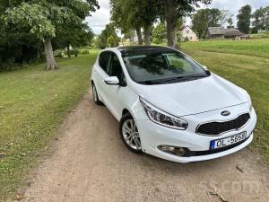 White Kia Ceed 2012 in Gulbene, with an engine capacity of 1.60 L and mileage of 292 thousand km for 3300 €, photo 3 on AUTOMOTO.COM.LV