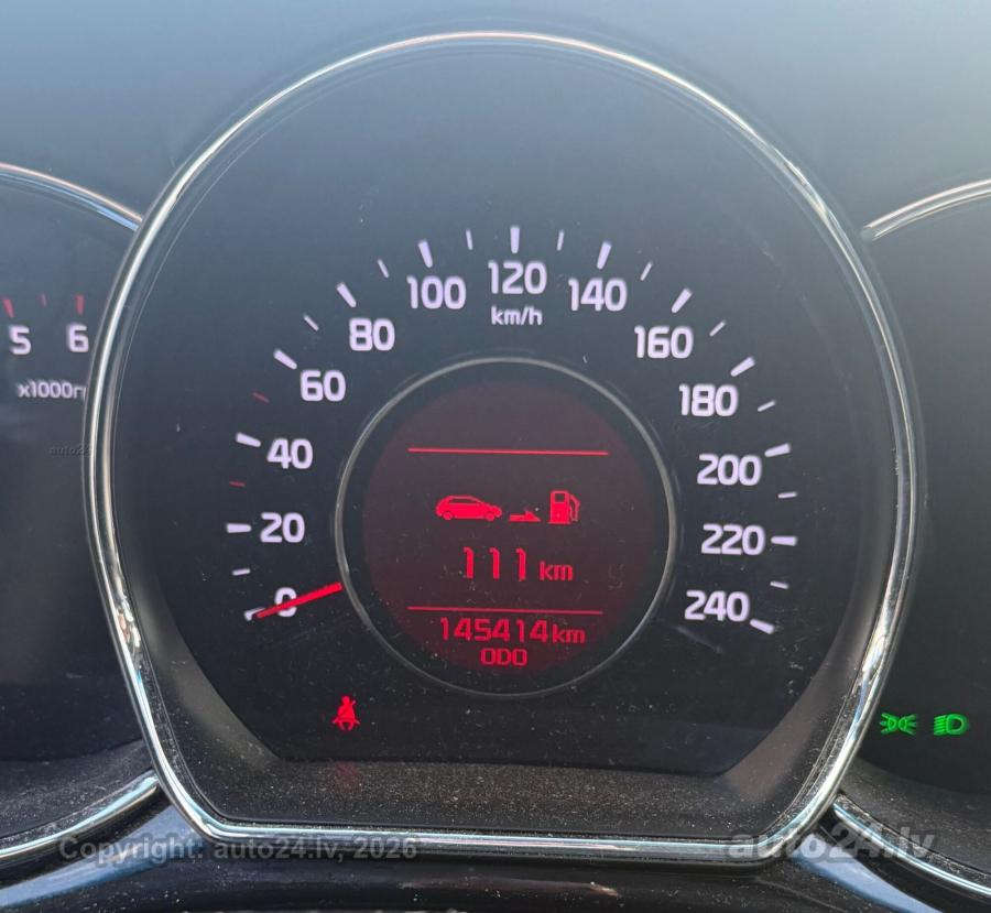 Balts Kia Ceed 2012 Pērnava, ar dzinēja tilpumu 1.60 L un nobraukumu 145 tūkst. km par 5999 €, foto 5 vietnē AUTOMOTO.COM.LV
