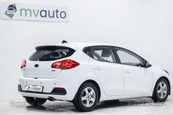Balts Kia Ceed 2013 Tallina, ar dzinēja tilpumu 1.60 L un nobraukumu 121 tūkst. km par 5399 €, foto 2 vietnē AUTOMOTO.COM.LV