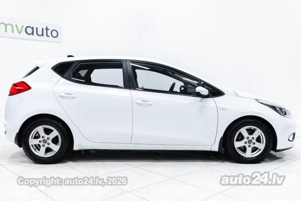 Balts Kia Ceed 2013 Tallina, ar dzinēja tilpumu 1.60 L un nobraukumu 121 tūkst. km par 5399 €, foto 9 vietnē AUTOMOTO.COM.LV