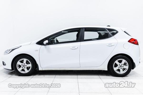Balts Kia Ceed 2013 Tallina, ar dzinēja tilpumu 1.60 L un nobraukumu 121 tūkst. km par 5399 €, foto 10 vietnē AUTOMOTO.COM.LV