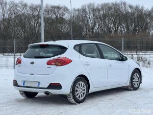 White Kia Ceed 2013 in Taurage, with an engine capacity of 1.40 L and mileage of 246 thousand km for 3950 €, photo 5 on AUTOMOTO.COM.LV