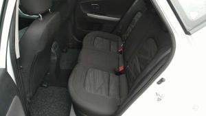 White Kia Ceed 2013 in Vilnius, with an engine capacity of 1.37 L and mileage of 271 thousand km for 2900 €, photo 15 on AUTOMOTO.COM.LV