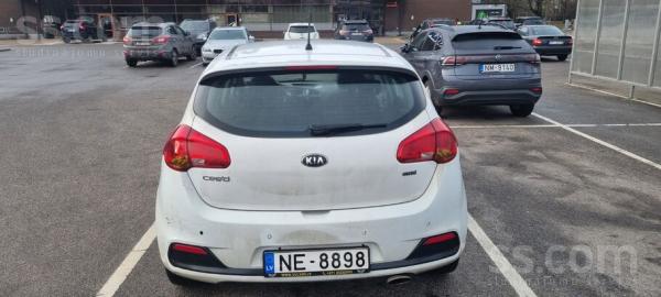 Balts Kia Ceed 2014 Rīga, ar dzinēja tilpumu 1.60 L un nobraukumu 313 tūkst. km par 2000 €, foto 2 vietnē AUTOMOTO.COM.LV