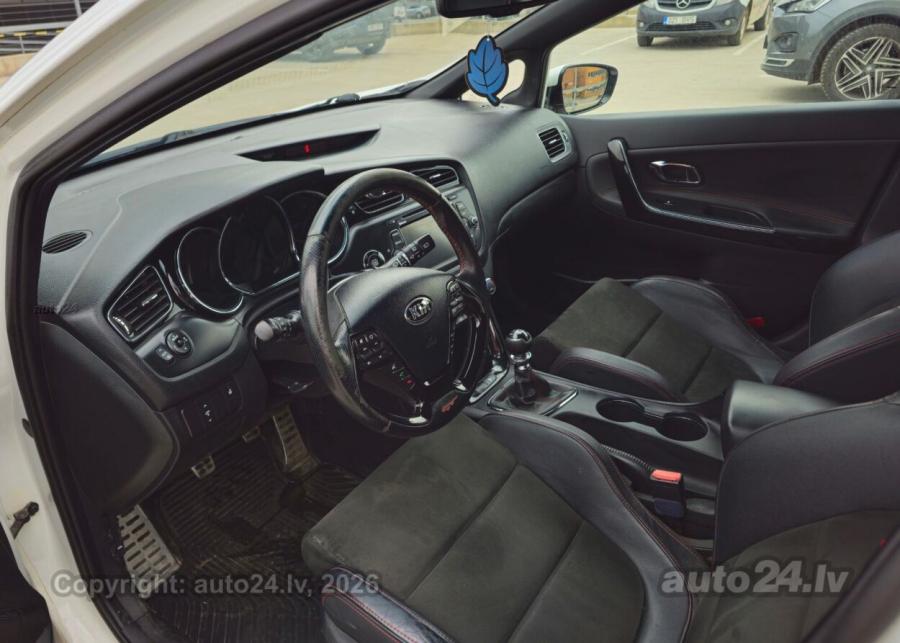 Balts Kia Ceed 2014 Tartu, ar dzinēja tilpumu 1.60 L un nobraukumu 148 tūkst. km par 9500 €, foto 9 vietnē AUTOMOTO.COM.LV