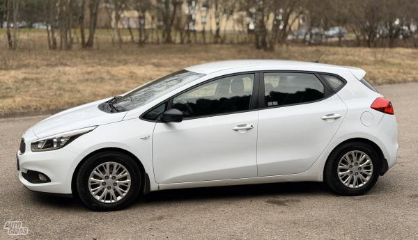 Balts Kia Ceed 2014 Viļņa, ar dzinēja tilpumu 1.40 L un nobraukumu 396 tūkst. km par 2950 €, foto 7 vietnē AUTOMOTO.COM.LV