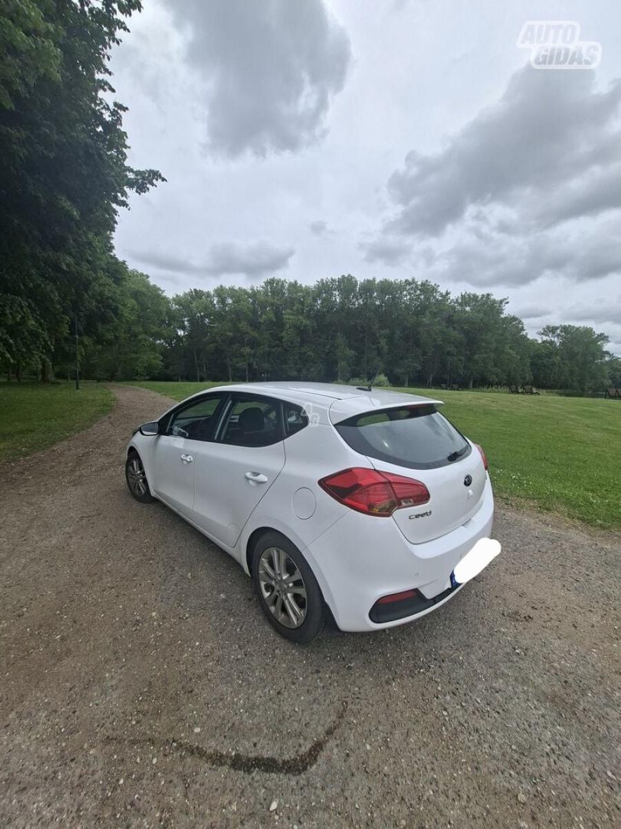 Balts Kia Ceed 2014 Kauņa, ar dzinēja tilpumu 1.60 L un nobraukumu 230 tūkst. km par 6000 €, foto 1 vietnē AUTOMOTO.COM.LV