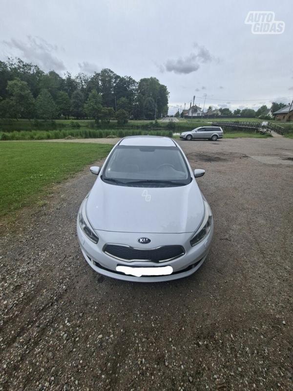 Balts Kia Ceed 2014 Kauņa, ar dzinēja tilpumu 1.60 L un nobraukumu 230 tūkst. km par 6000 €, foto 2 vietnē AUTOMOTO.COM.LV