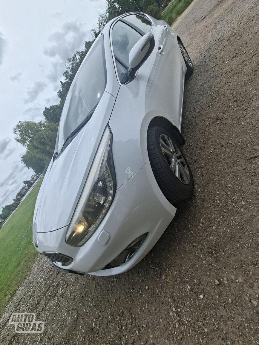 Balts Kia Ceed 2014 Kauņa, ar dzinēja tilpumu 1.60 L un nobraukumu 230 tūkst. km par 6000 €, foto 5 vietnē AUTOMOTO.COM.LV