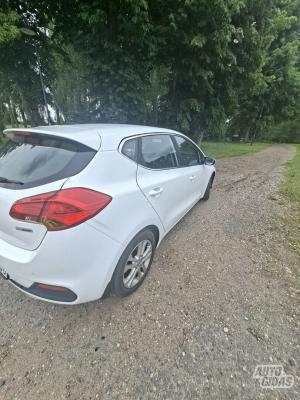 Balts Kia Ceed 2014 Kauņa, ar dzinēja tilpumu 1.60 L un nobraukumu 230 tūkst. km par 6000 €, foto 6 vietnē AUTOMOTO.COM.LV