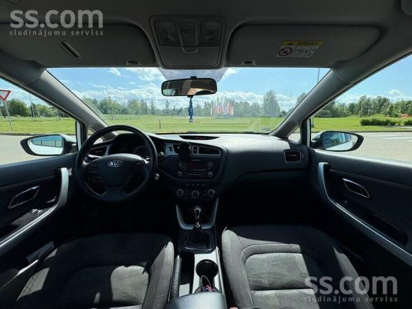 White Kia Ceed 2014 in Riga, with an engine capacity of 1.40 L and mileage of 156 thousand km for 3700 €, photo 3 on AUTOMOTO.COM.LV