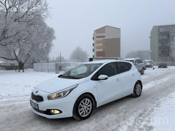 Balts Kia Ceed 2015 Ventspils, ar dzinēja tilpumu 1.40 L un nobraukumu 250 tūkst. km par 5200 €, foto 3 vietnē AUTOMOTO.COM.LV