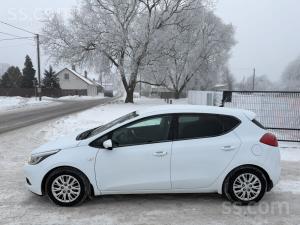 Balts Kia Ceed 2015 Ventspils, ar dzinēja tilpumu 1.40 L un nobraukumu 250 tūkst. km par 5200 €, foto 8 vietnē AUTOMOTO.COM.LV