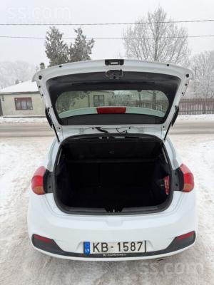 Balts Kia Ceed 2015 Ventspils, ar dzinēja tilpumu 1.40 L un nobraukumu 250 tūkst. km par 5200 €, foto 13 vietnē AUTOMOTO.COM.LV