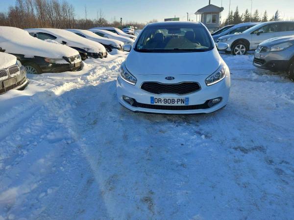 Balts Kia Ceed 2015 Utena, ar dzinēja tilpumu 1.59 L un nobraukumu 140 tūkst. km par 6700 €, foto 1 vietnē AUTOMOTO.COM.LV