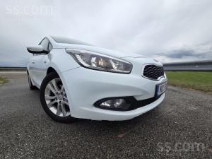 Balts Kia Ceed 2015 Rīga, ar dzinēja tilpumu 1.40 L un nobraukumu 285 tūkst. km par 2777 €, foto 4 vietnē AUTOMOTO.COM.LV