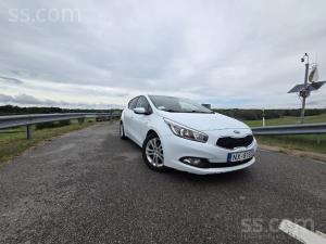 Balts Kia Ceed 2015 Rīga, ar dzinēja tilpumu 1.40 L un nobraukumu 285 tūkst. km par 2777 €, foto 13 vietnē AUTOMOTO.COM.LV