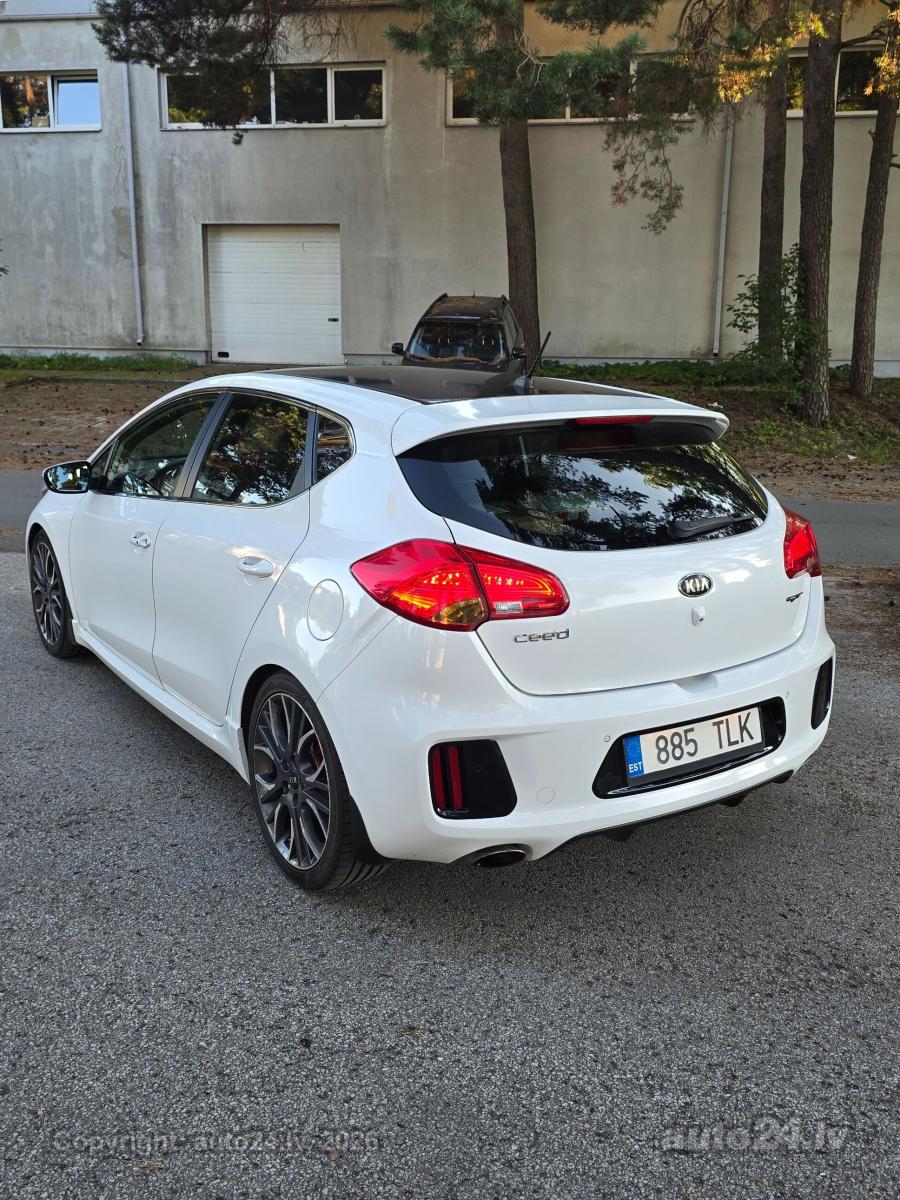 Balts Kia Ceed 2015 Tallina, ar dzinēja tilpumu 1.60 L un nobraukumu 182 tūkst. km par 6200 €, foto 5 vietnē AUTOMOTO.COM.LV