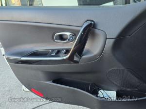 Balts Kia Ceed 2015 Tallina, ar dzinēja tilpumu 1.60 L un nobraukumu 182 tūkst. km par 6200 €, foto 18 vietnē AUTOMOTO.COM.LV